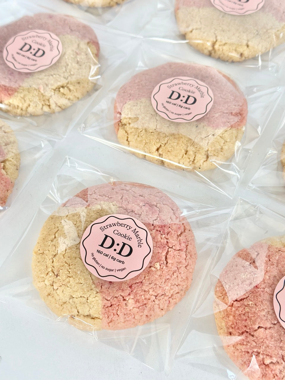 Strawberry marble Cookies - Vegan Crinkle Cookie – Detox Desserts